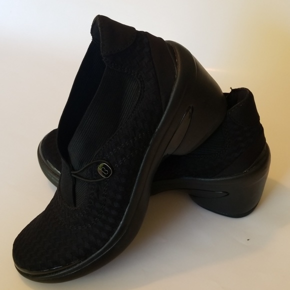 Bzees | Shoes | Bzees Womens Energy Ankle Boot 95 M Us | Poshmark